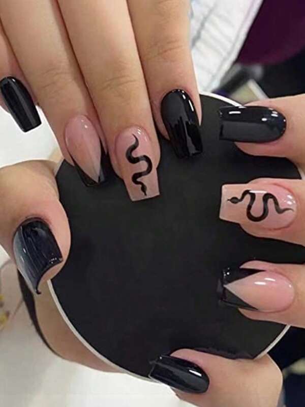 Transform Your Nails With 24pcs Short Square Snake Pattern Full Cover ...