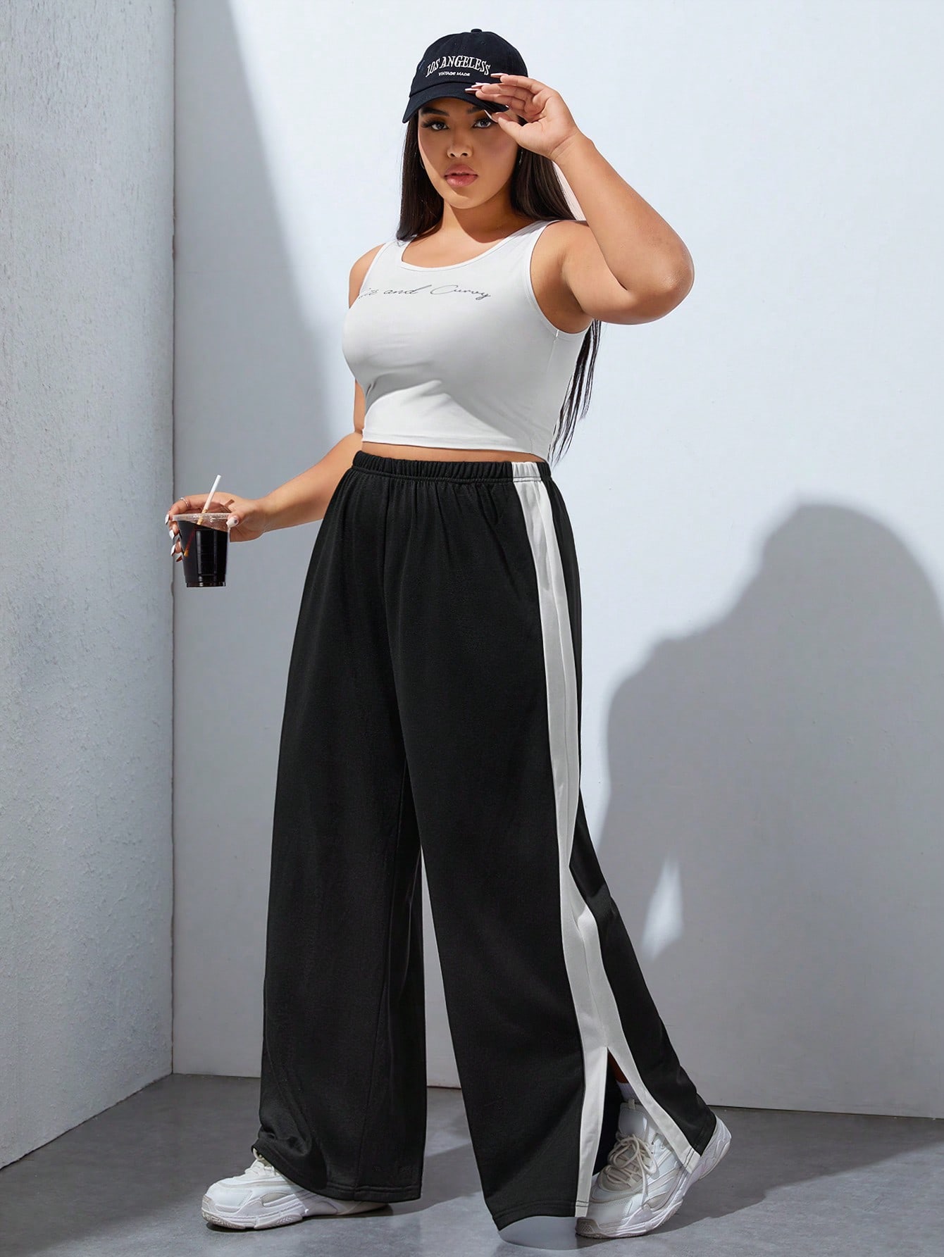 SHEIN Coolane Plus Contrast Side Seam Split Hem Wide Leg Sweatpants ...