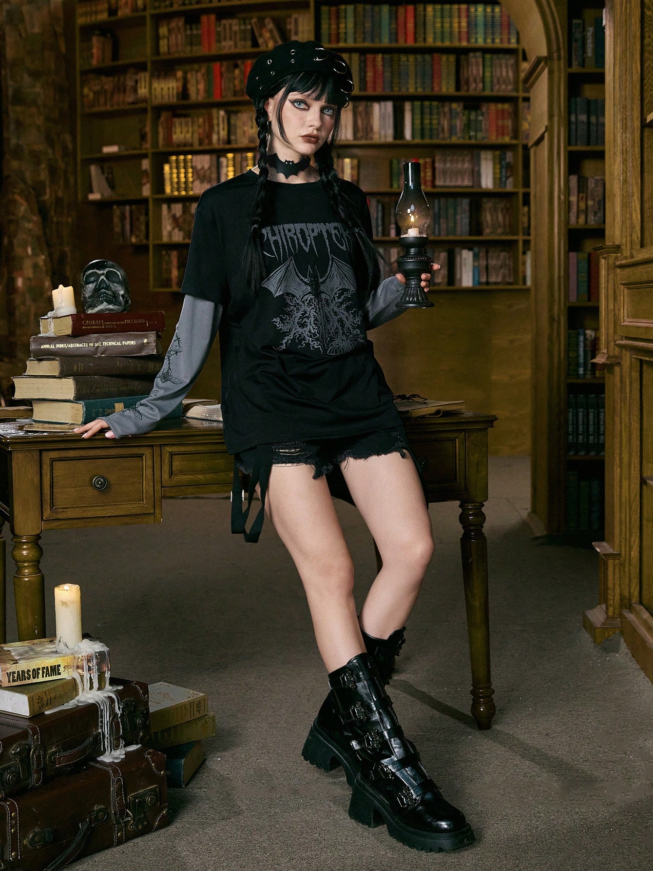 ROMWE Academia 2 In 1 Letter Bat Graphic Tee | SHEIN UK