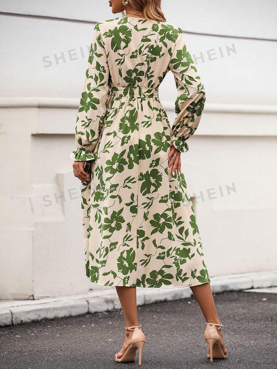 SHEIN Privé Floral Print Flare Sleeve Belted Dress | SHEIN UK