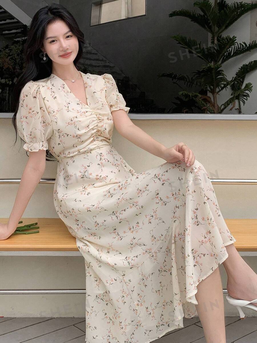 DAZY Vestido Con Estampado Floral Pequeño, Fruncido Al Frente Y ...