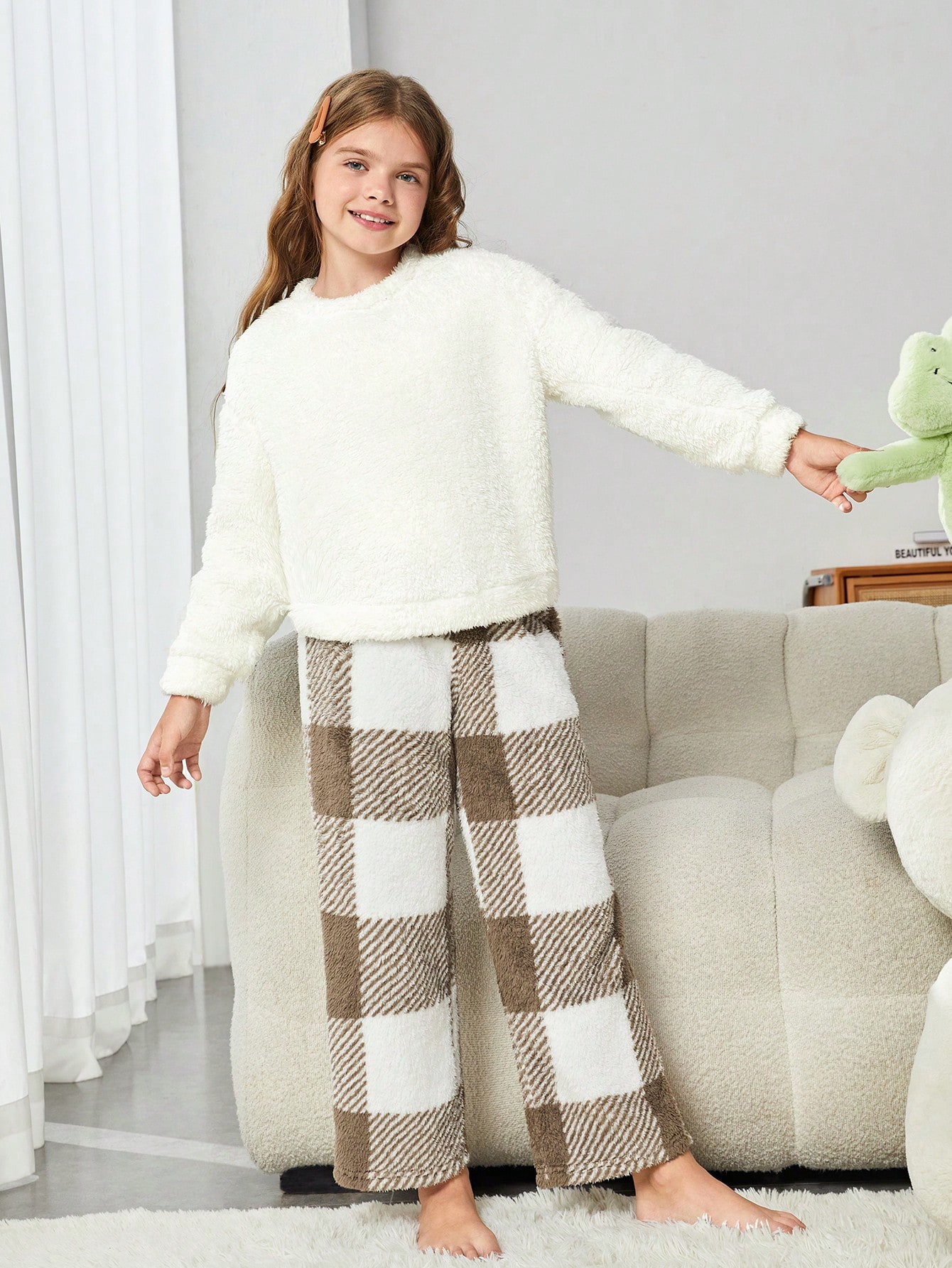SHEIN Tween Girl Drop Shoulder Flannel Top & Buffalo Plaid Print Pants ...