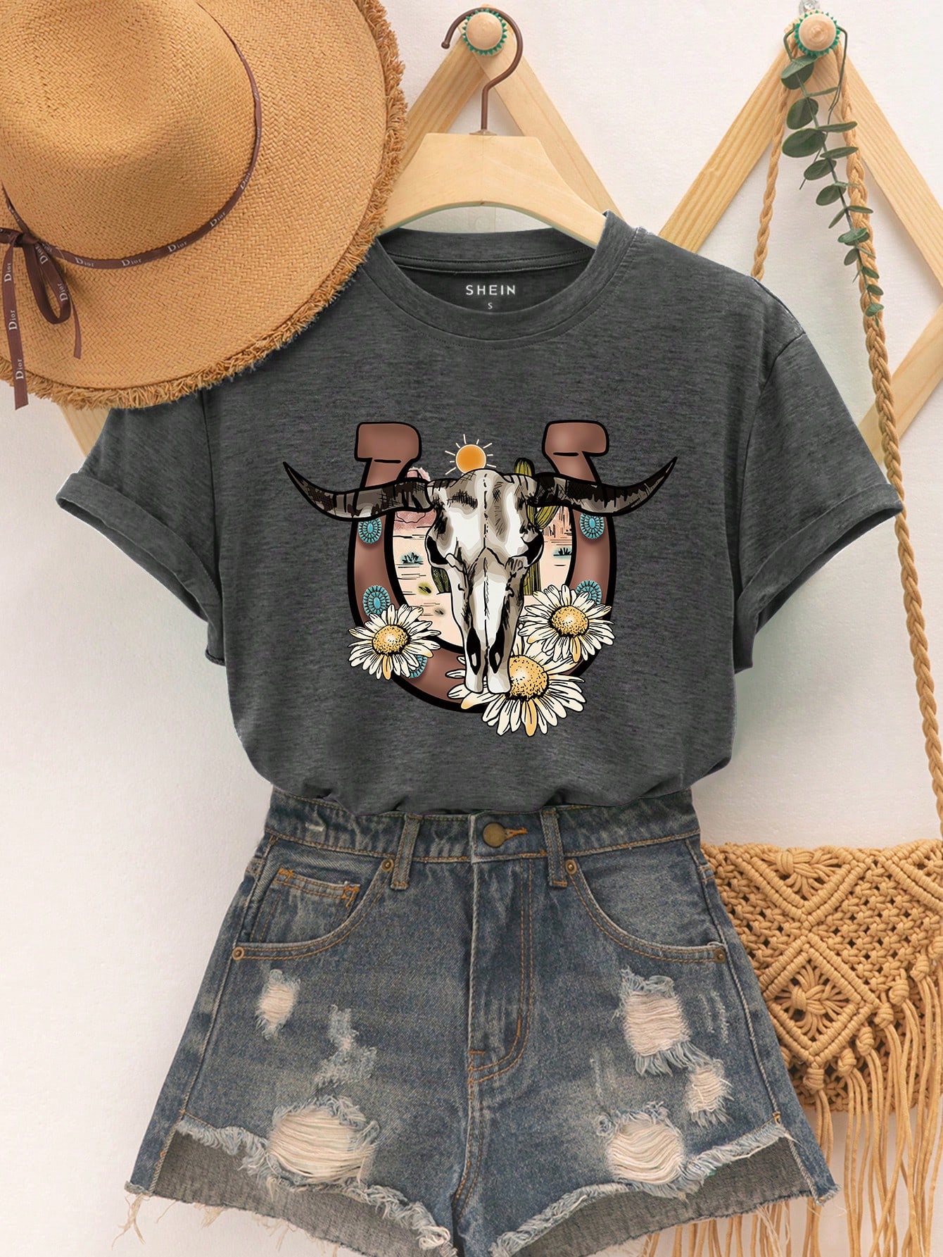 SHEIN LUNE Camiseta floral con con estampado de dibujo | Moda de Mujer ...