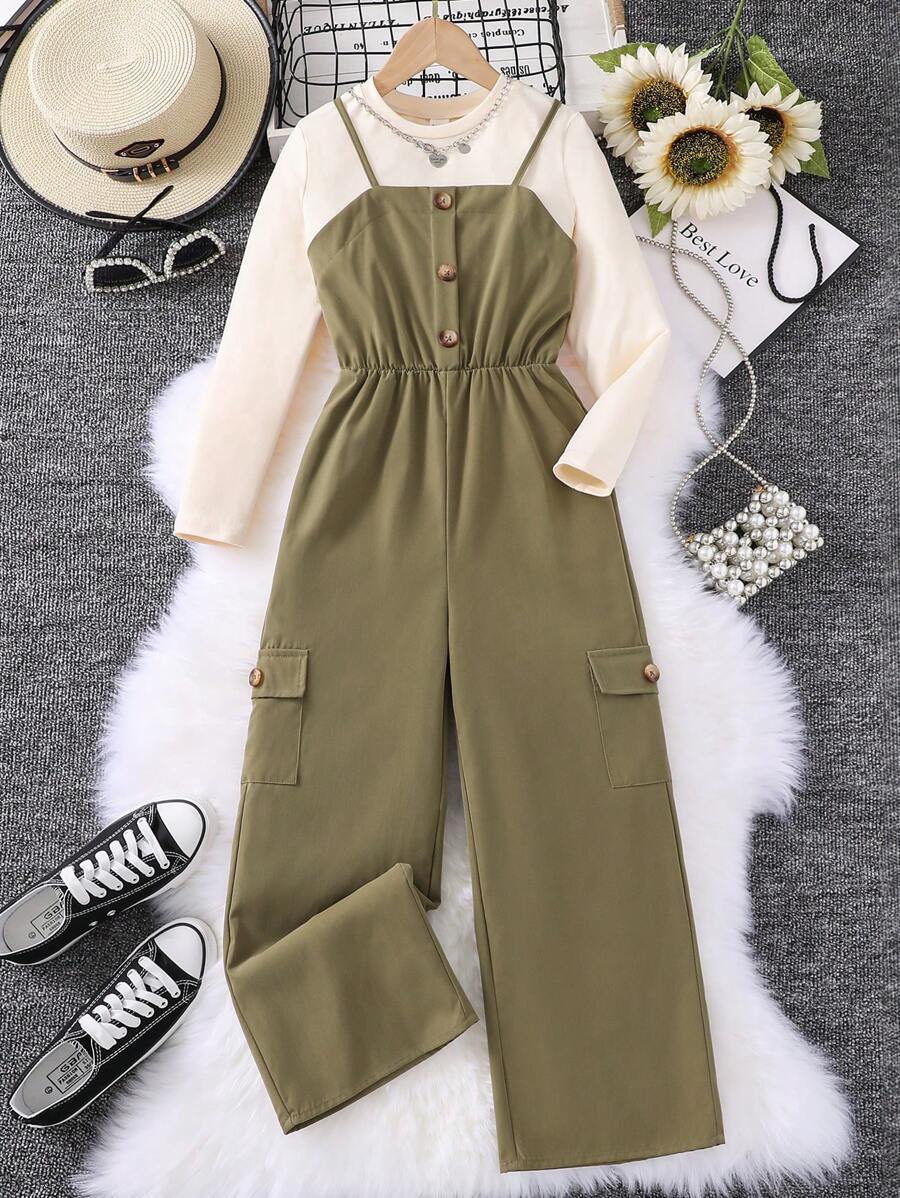 Chica preadolescente con bolsillo lateral con solapa Mono de tirantes ...