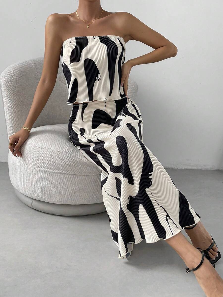 SHEIN Privé Graphic Print Tube Top & Skirt | SHEIN USA