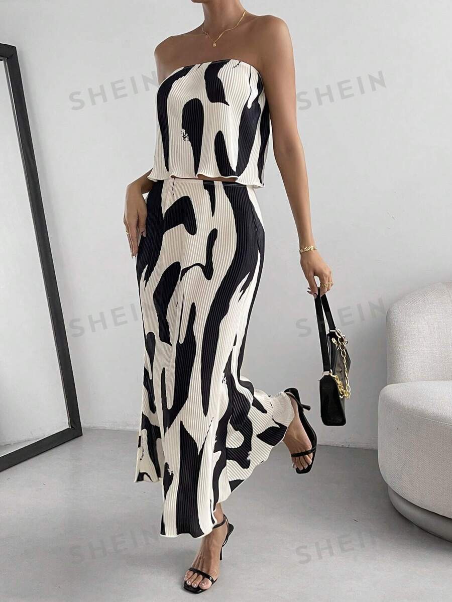 SHEIN Privé Graphic Print Tube Top & Skirt | SHEIN USA