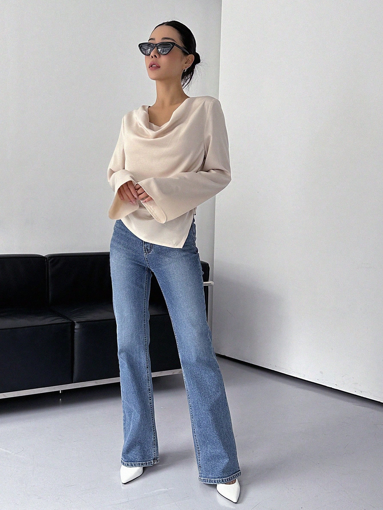 DAZY Blusa escote drapeado bajo asimétrico | Mode de Mujer | SHEIN España