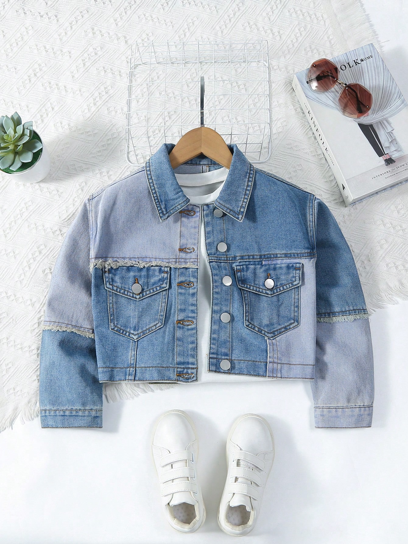 Tween Girl 1pc Two Tone Flap Pocket Denim Jacket | SHEIN UK