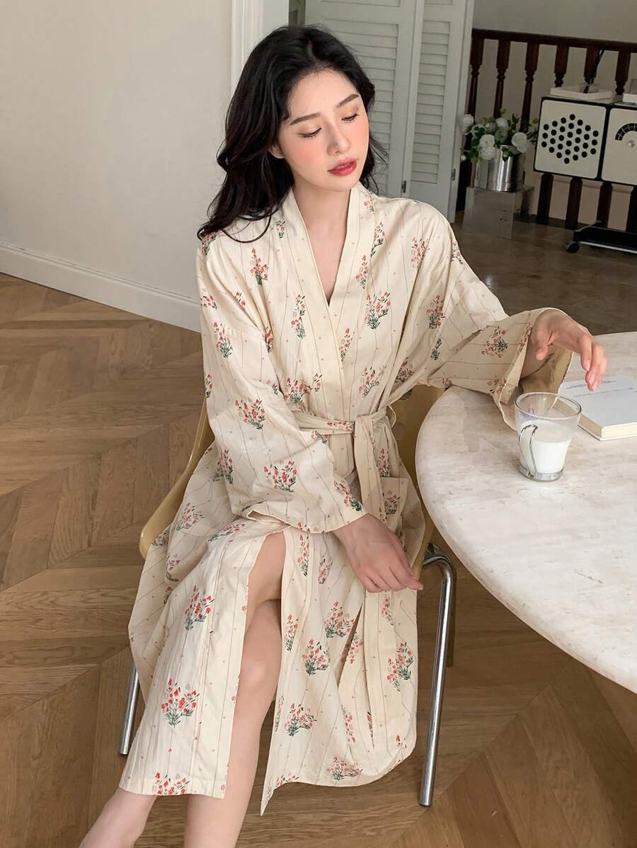 DAZY Floral Print Drop Shoulder Belted Robe | SHEIN UK