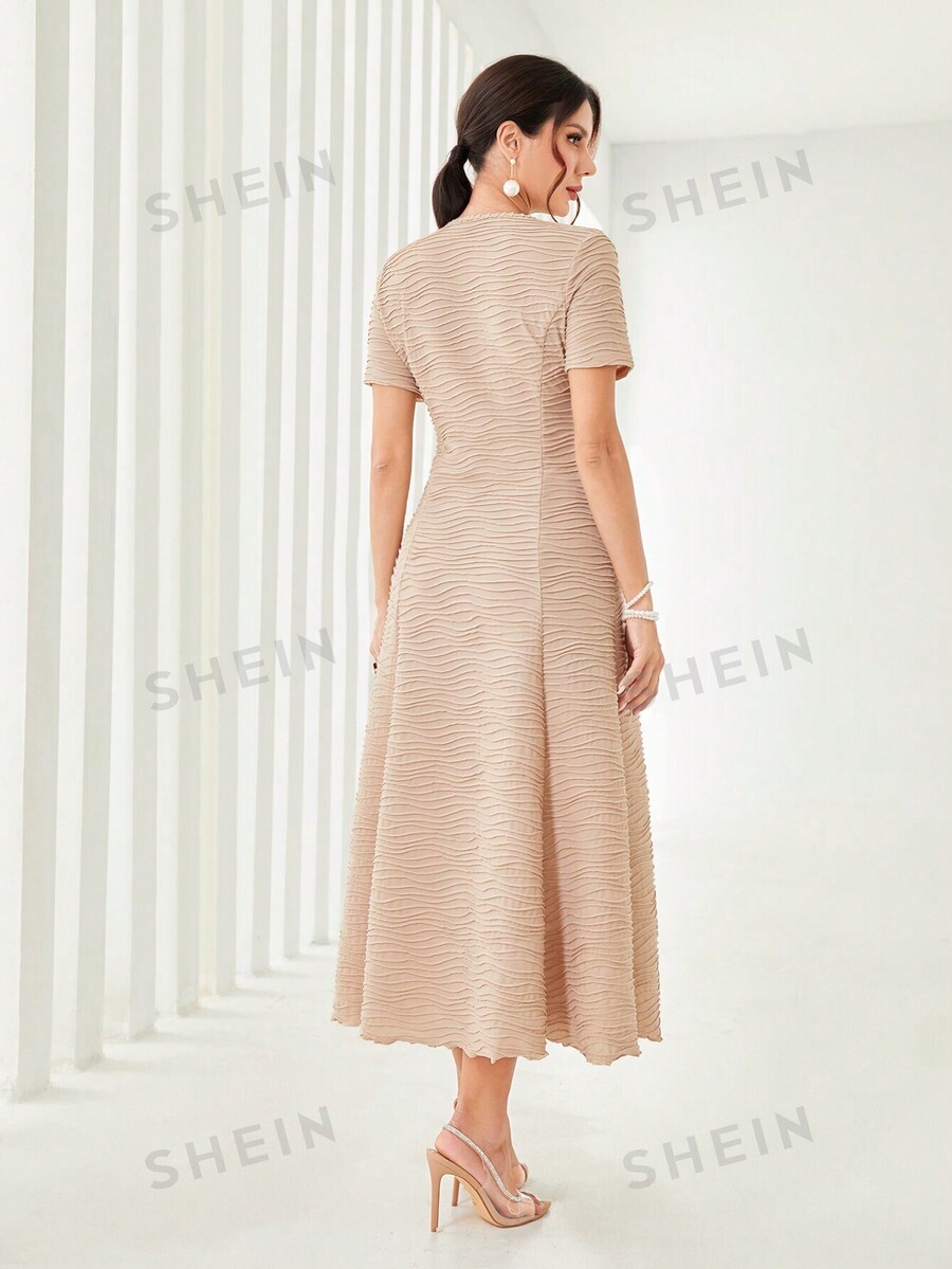 SHEIN Modely Solid A-line Dress | SHEIN UK