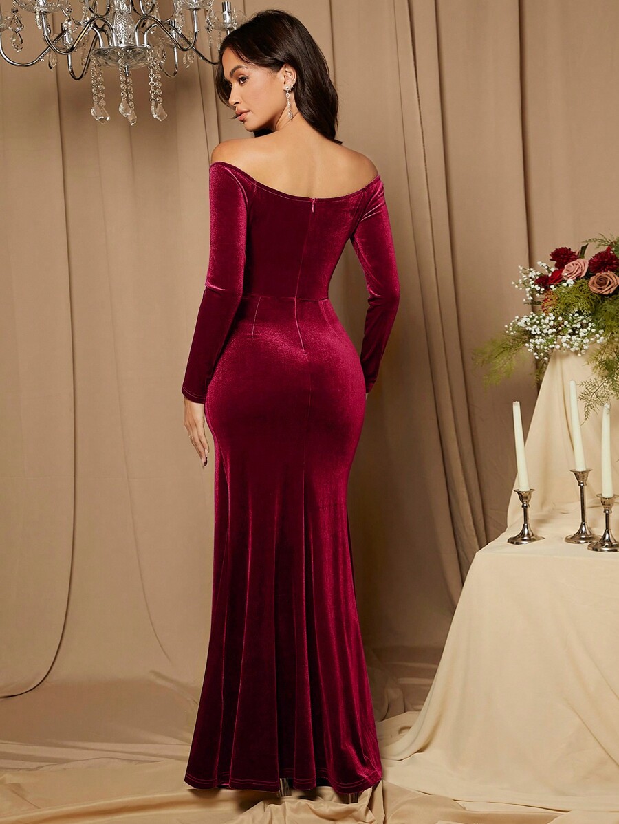 SHEIN Belle Burgundy Red Off Shoulder Split Thigh Velvet Bridesmaid Dress | SHEIN UK