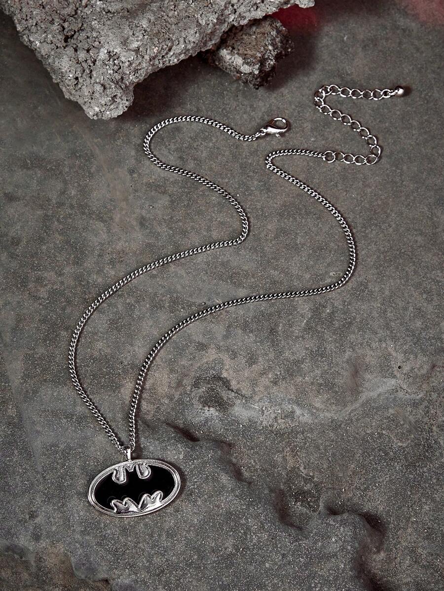 BATMAN X SHEIN Silver Bat Shaped Pendant Necklace | SHEIN USA