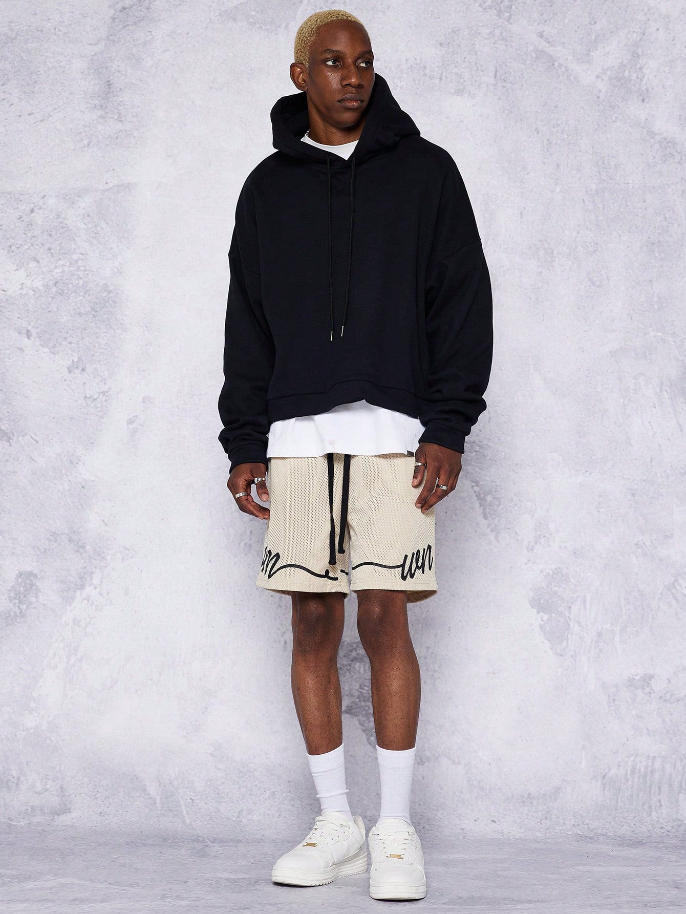 SUMWON Mesh Shorts With Signature Print | SHEIN USA