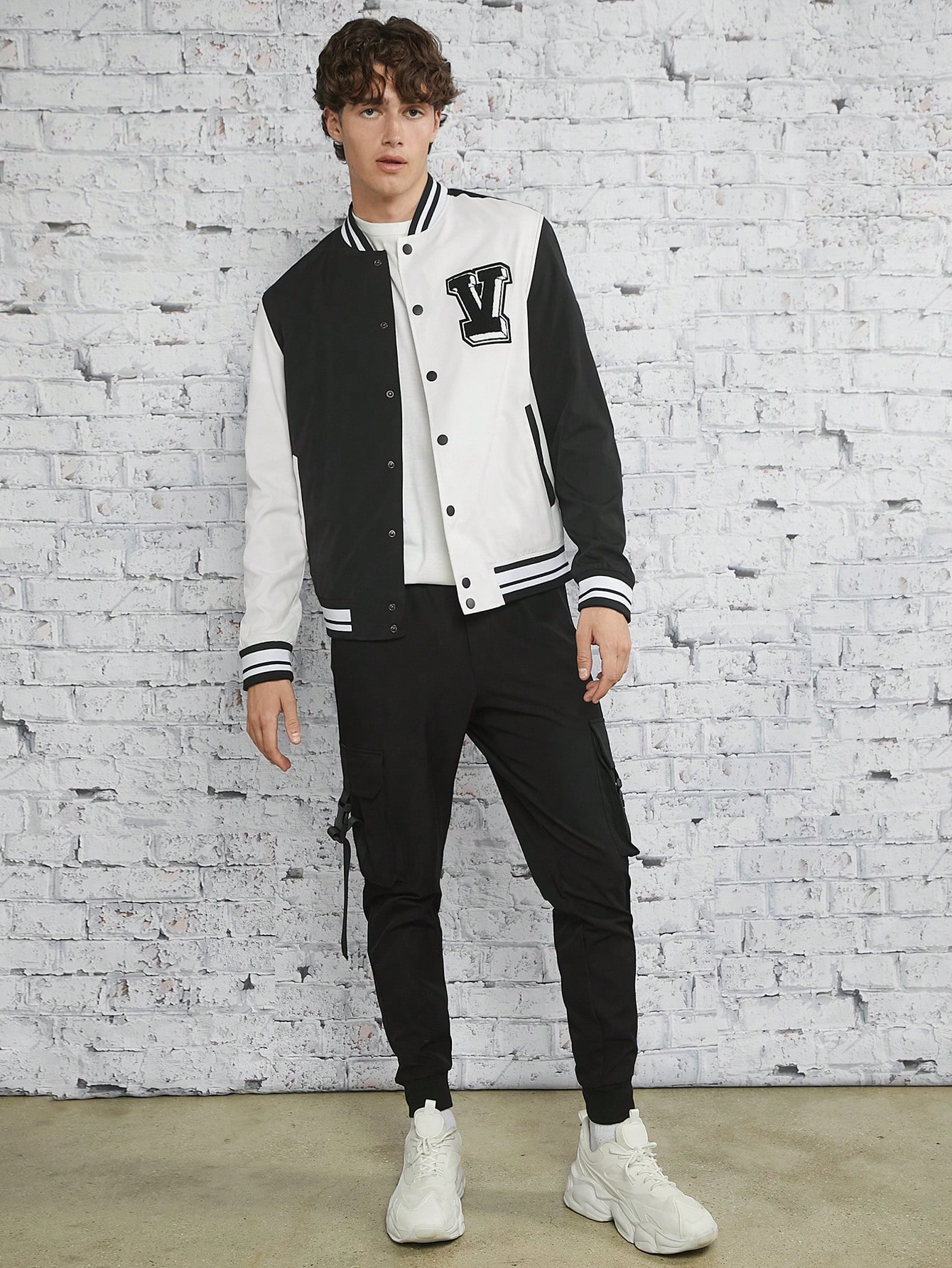 Manfinity Hypemode Men's Loose Fit Color Block Varsity Jacket With ...