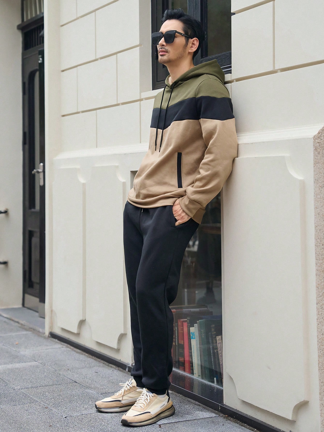 DAZY Men Colorblock Drawstring Hoodie & Sweatpants | SHEIN USA