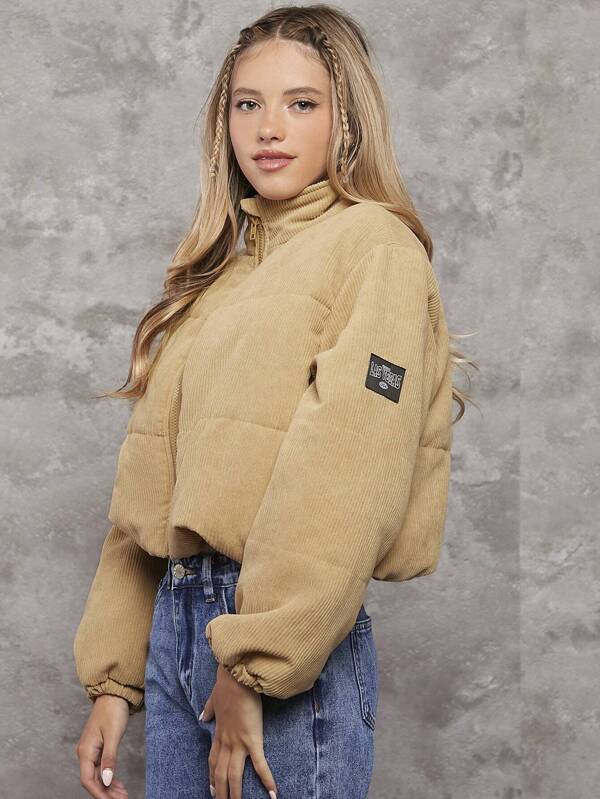 Teenager Mädchen Puffer Mantel mit Buchstabe Flicken Detail Drop ...