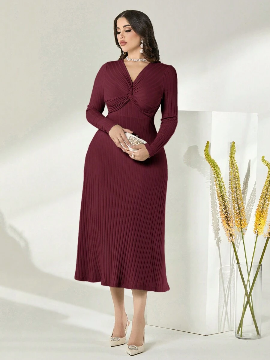 Modelyn Vestido de punto acanalado con twist delantero en color rojo ...