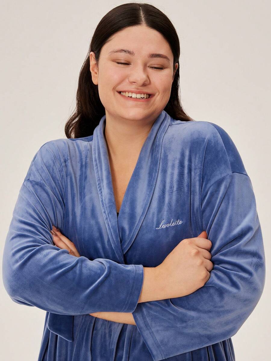 LUVLETTE Plus Velour Robe | SHEIN USA