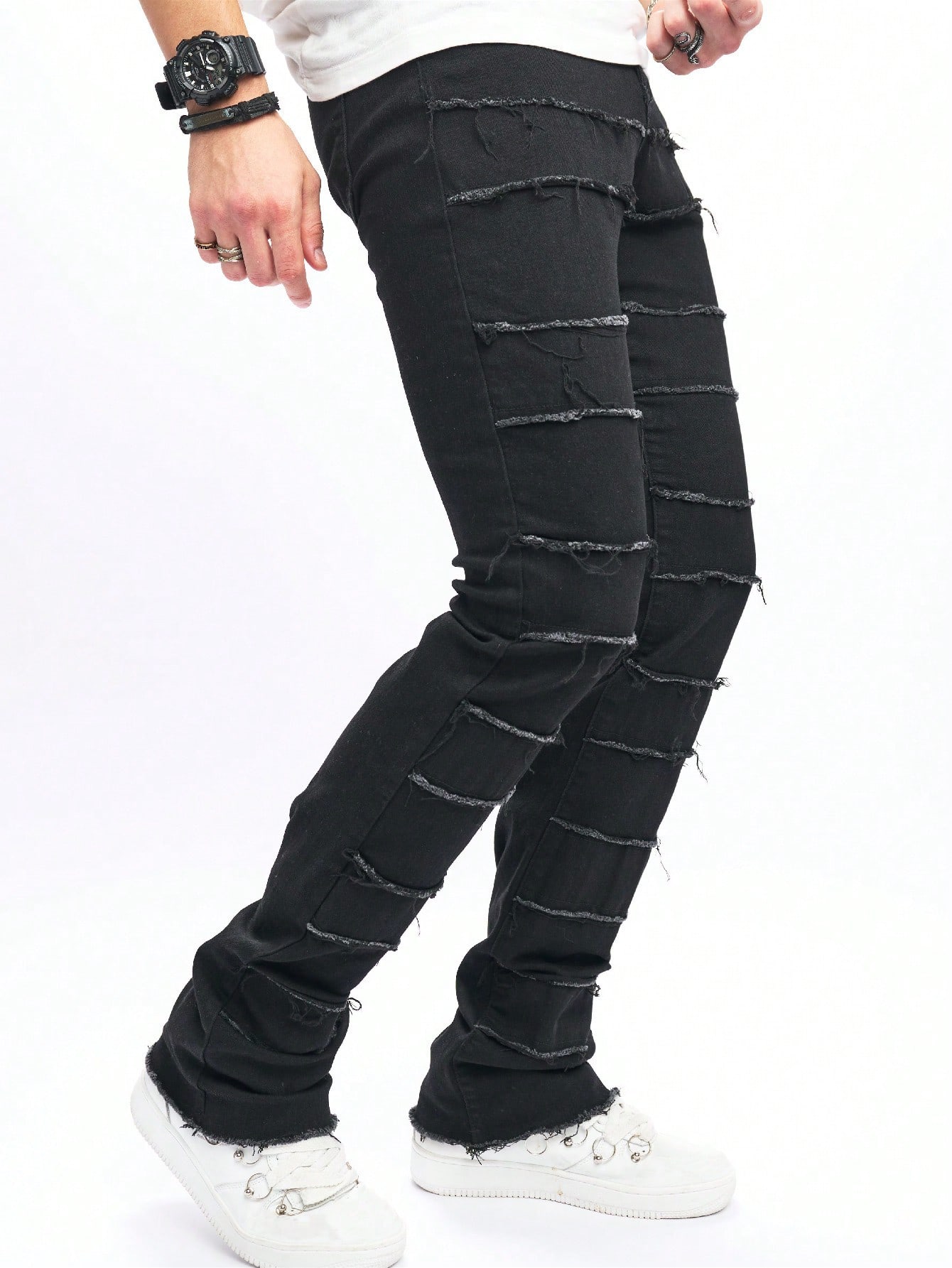 Manfinity EMRG Men's Frayed Edge Jeans | SHEIN USA