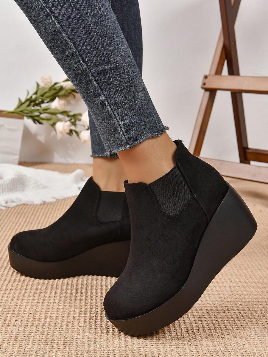 Women's Fashion Plus Size New Black Chelsea Polyurethane Wedge Heel ...