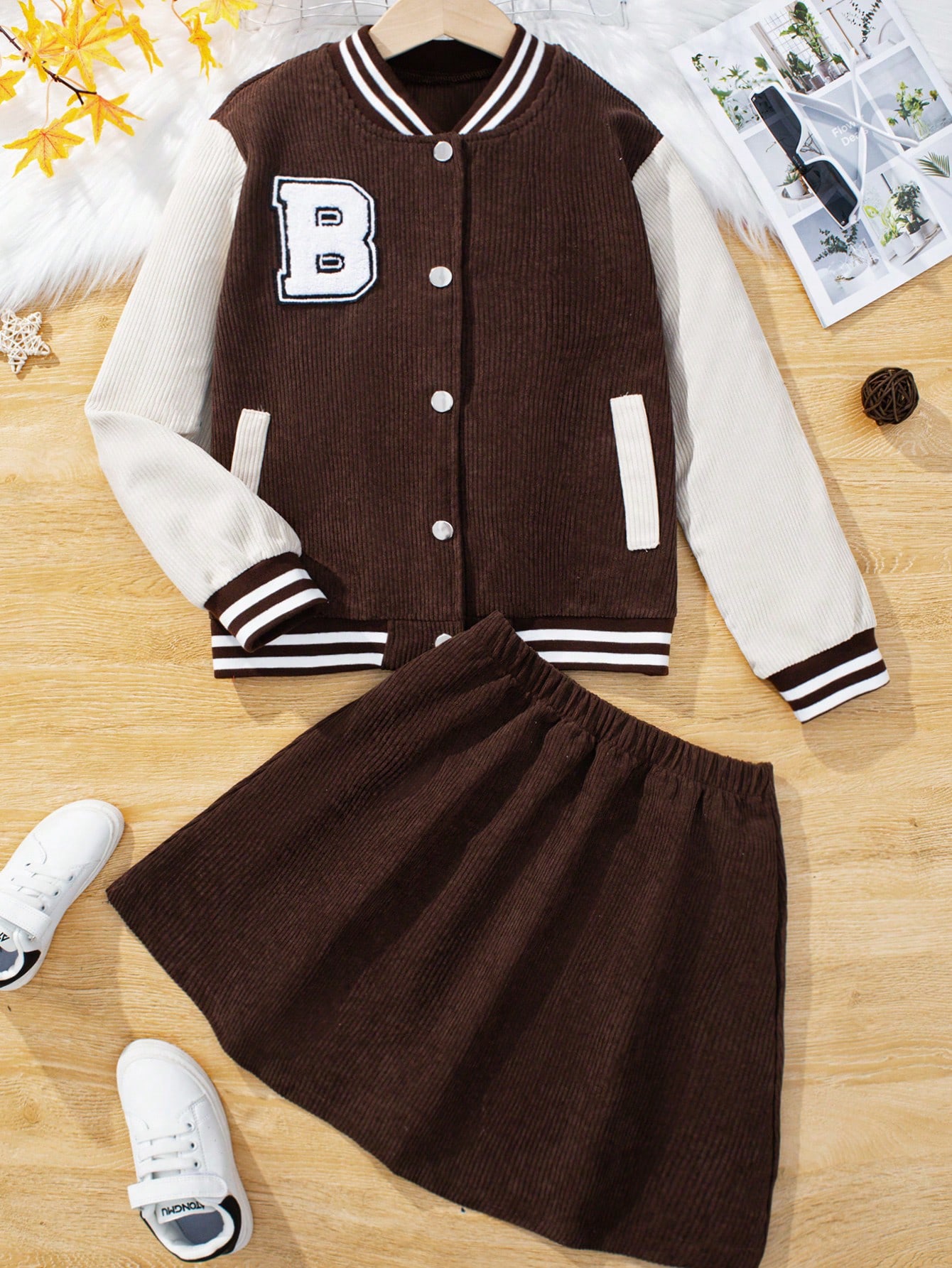 SHEIN Tween Girls Patch Baseball Jacket And Spirit Mini Skirt | SHEIN EUR