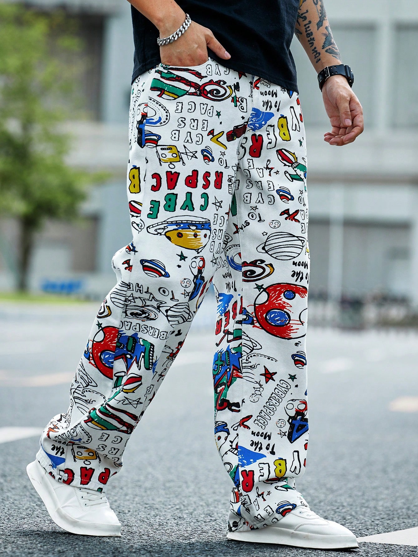 Manfinity EMRG Homme Jean En Coton Lettre Et Dessin Animé | Mode en ...