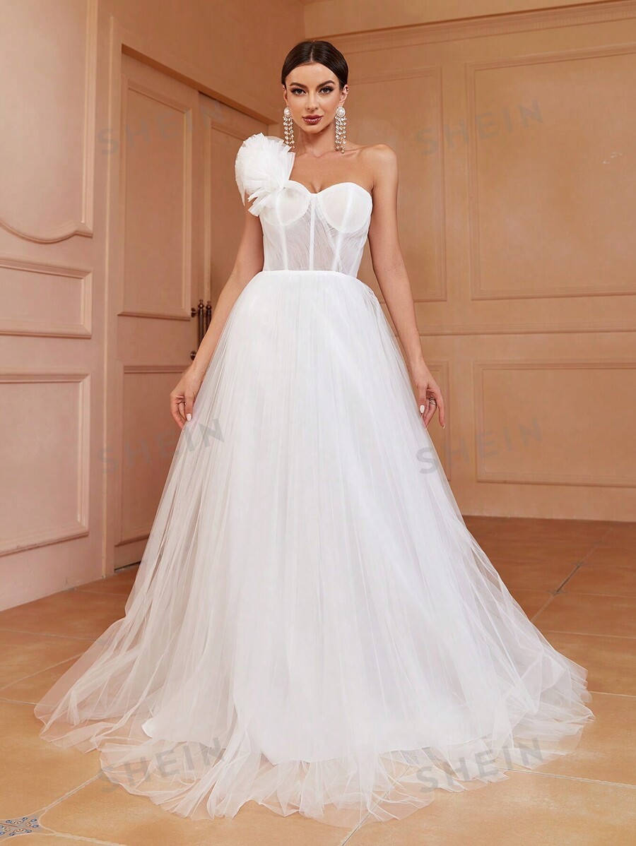 SHEIN Belle 3d Flower Shoulder Strap Wedding Dress With Huge Hemline ...