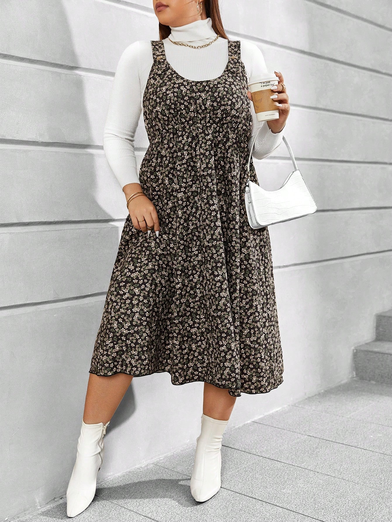 SHEIN LUNE Plus Ditsy Floral Print Pinafore Dress Without Jumper | SHEIN UK