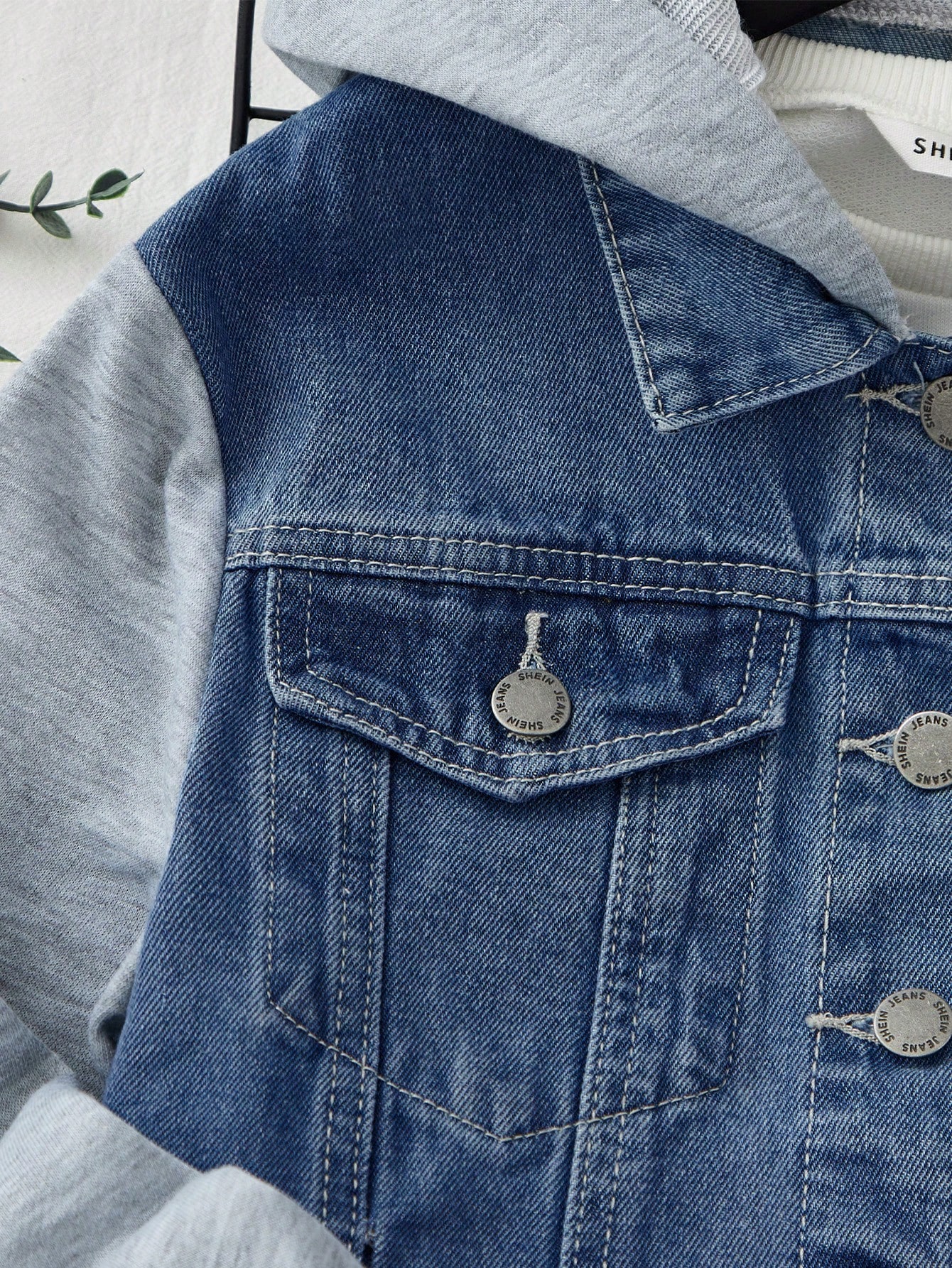SHEIN Boys' Denim Jacket With Hood And Patchwork For Tween | SHEIN USA