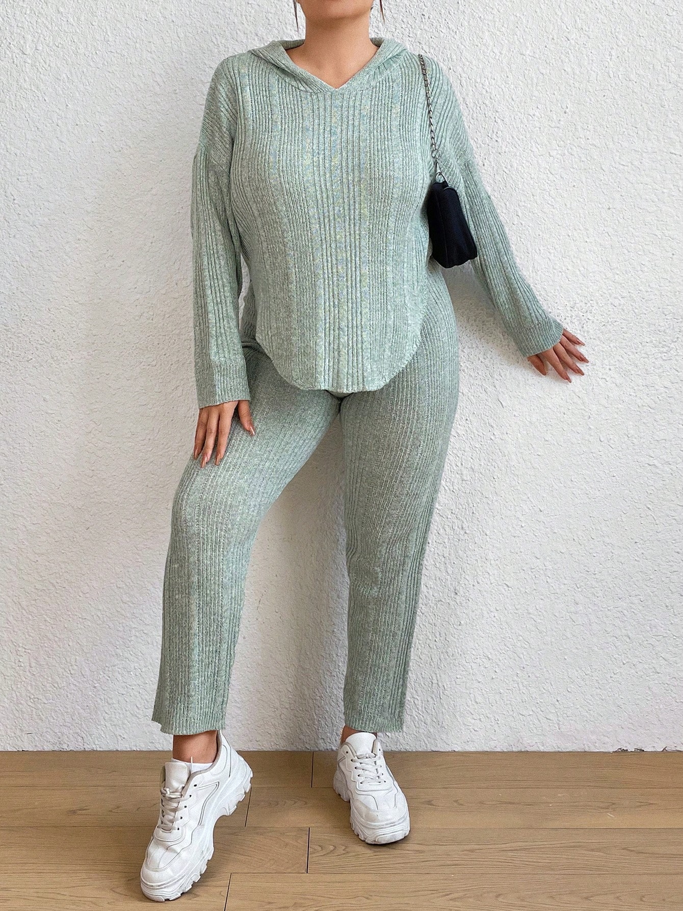 Conjunto De Suéter Con Capucha Y Pantalones De Punto Acanalado De Talla ...