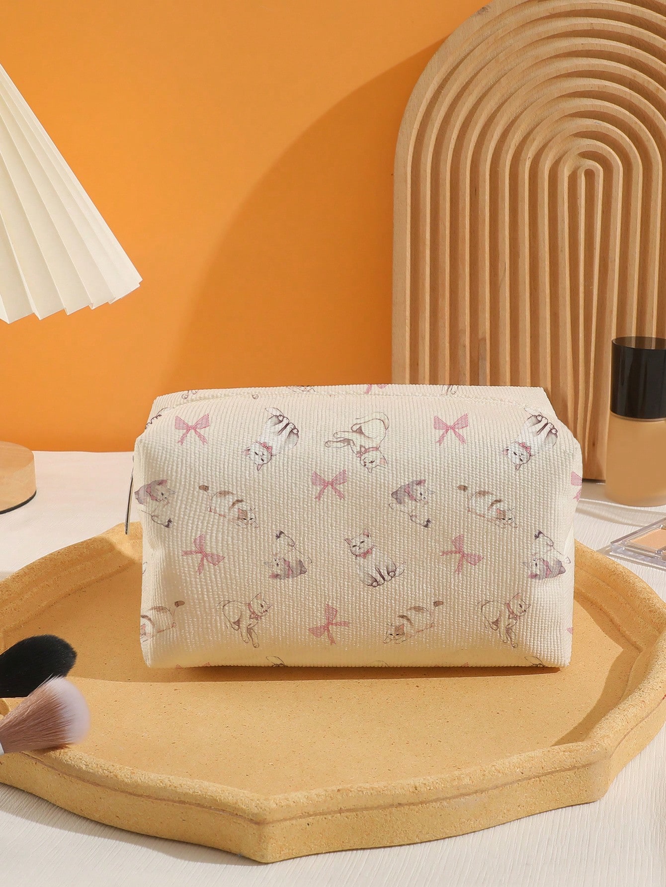 ROMWE Kawaii Hand Drawn Lovely Cat Pattern Octagonal Velvet Cosmetic Bag
