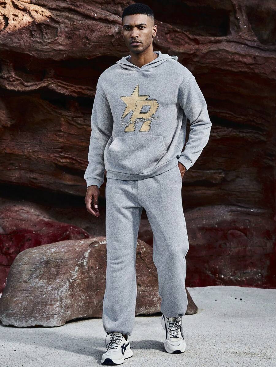Manfinity Sport Corelite Men's Star Printed Hoodie And Sweatpants ...
