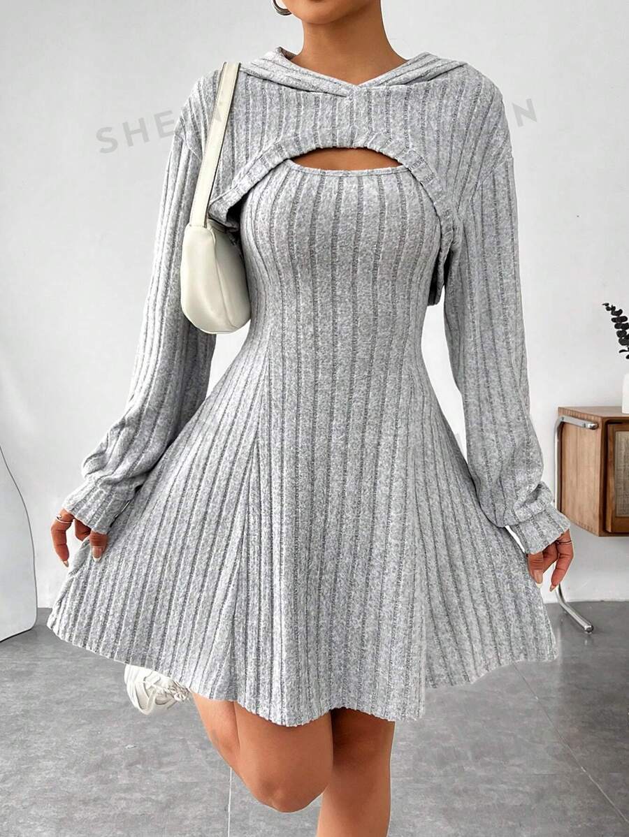 SHEIN EZwear Ladies Solid Color 2-piece Set With Unique Design | SHEIN USA