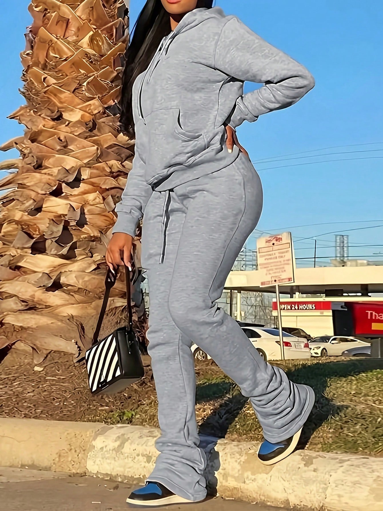 Plus Size Women's Solid Color Hoodie And Pants Tracksuit Set | SHEIN USA