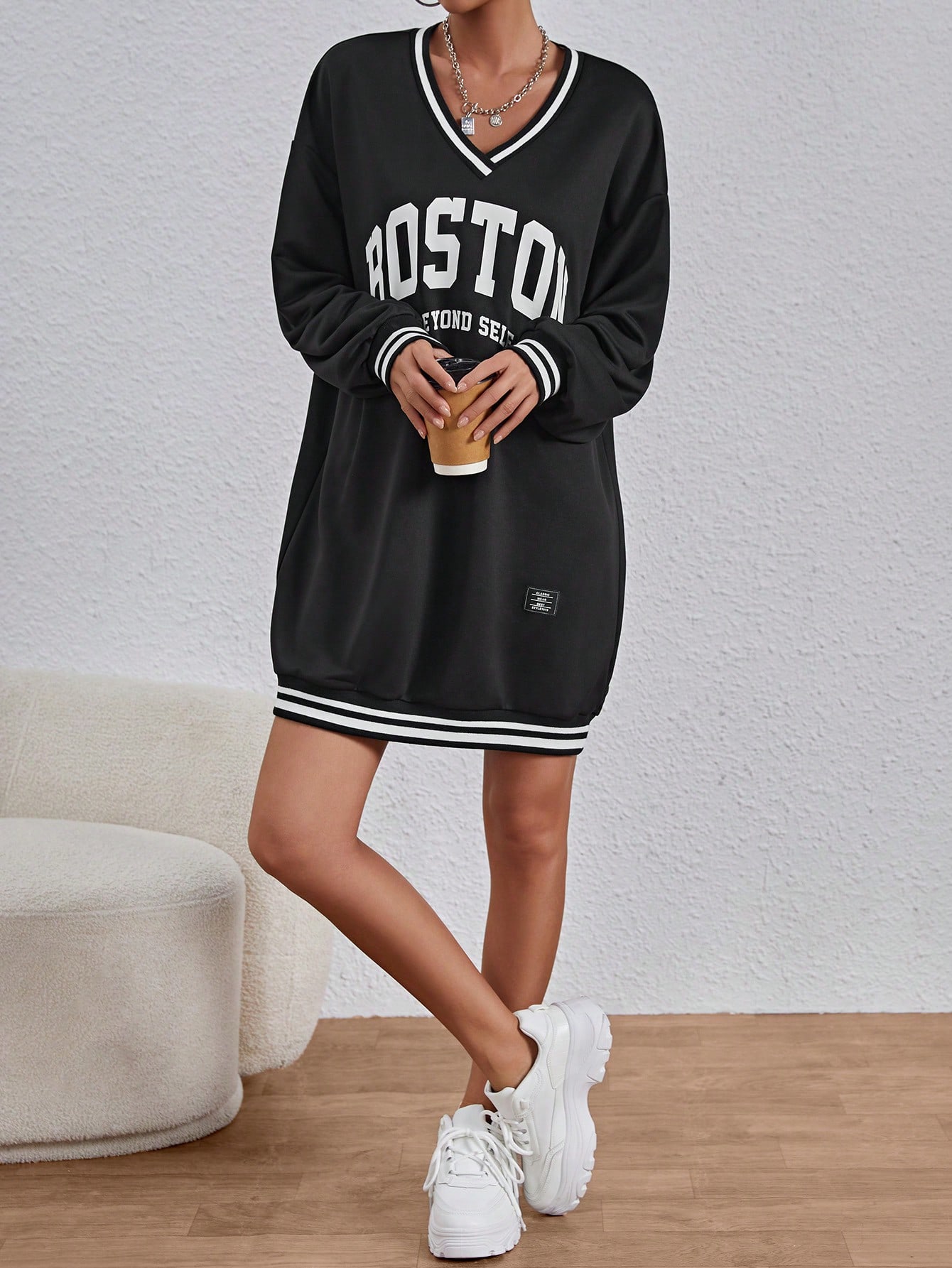 Shein Ezwear Knitted Womens Contrast Trim Letter Print Sweatshirt