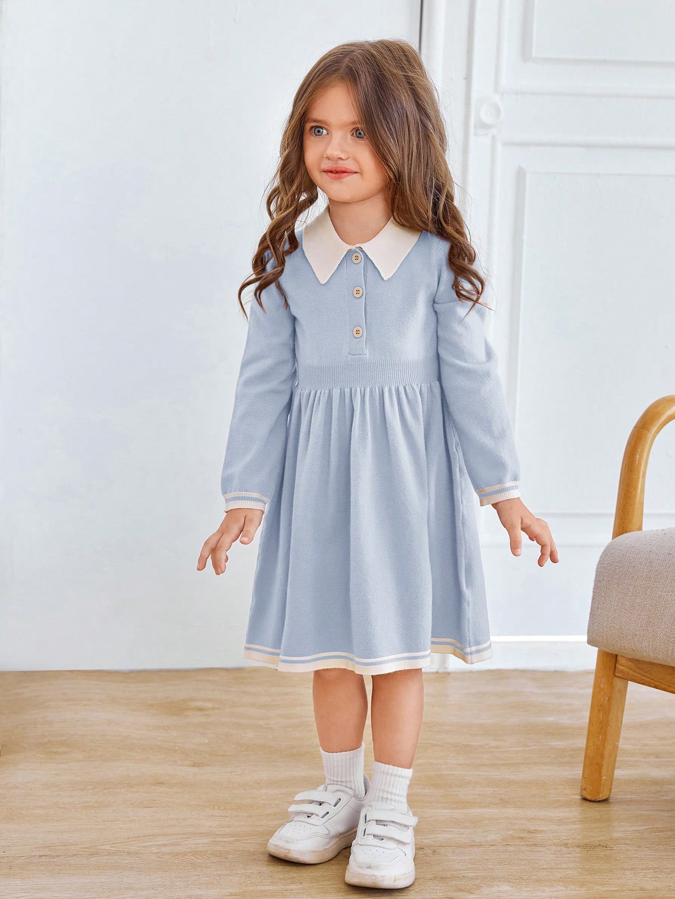 SHEIN Kids EVRYDAY วัยสาว แขนยาว ปลอกคอ ตุ๊กตา เสื้อสเวตเตอร์ถัก เดรส ...