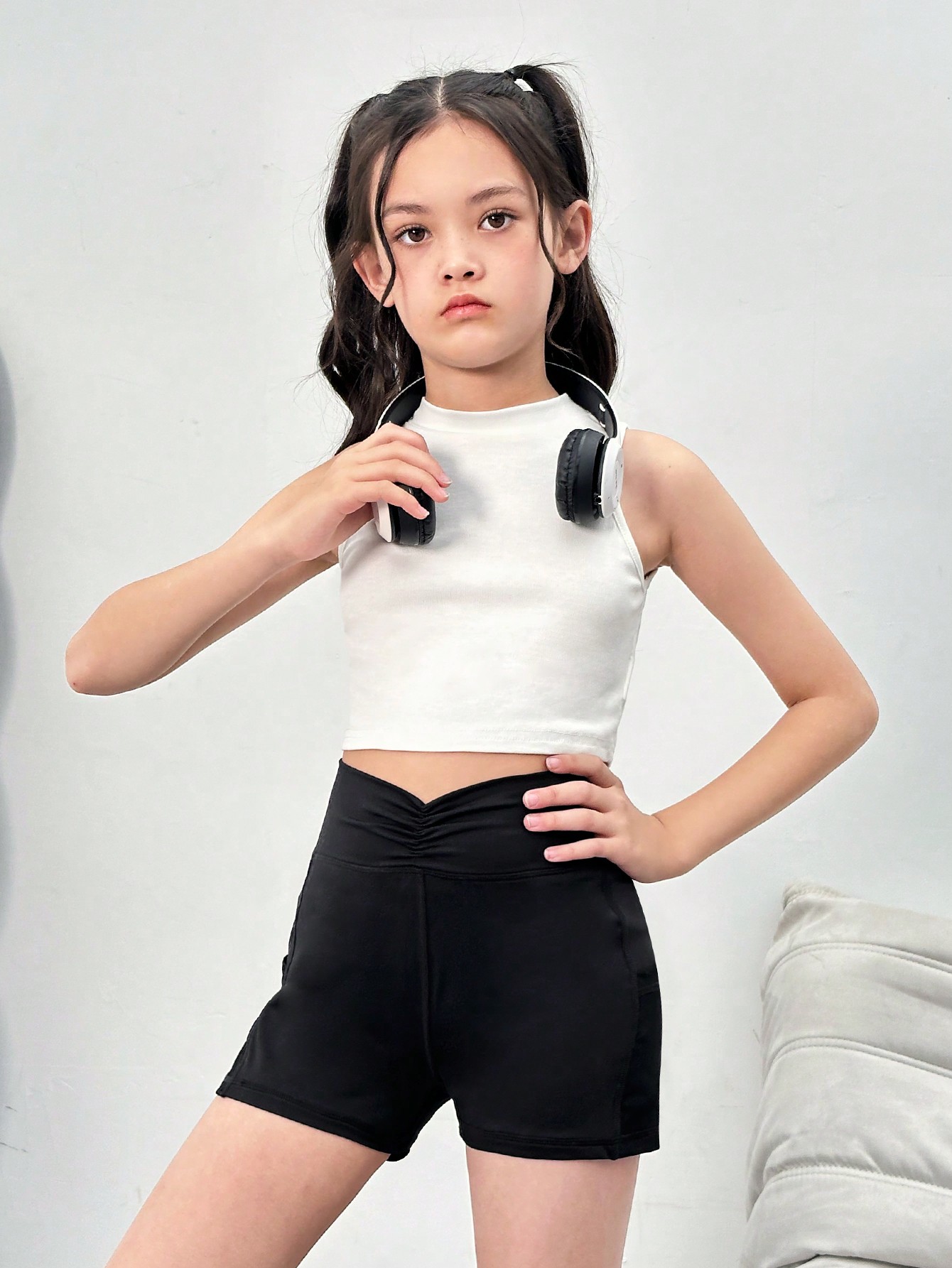 SHEIN Tween Girls' Knitted Solid Color Slim Fit Casual Short Pants for ...