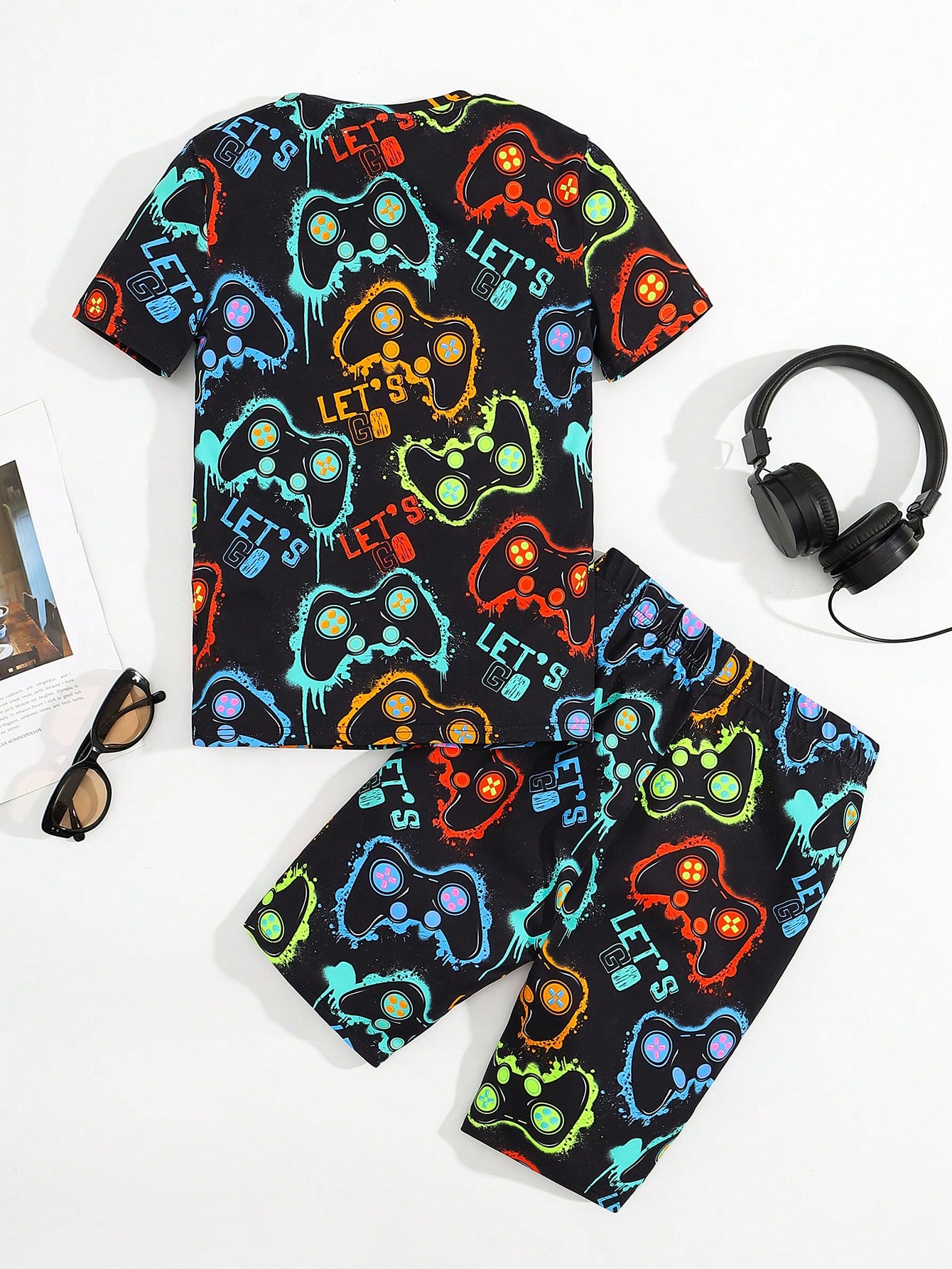 SHEIN Tween Boy Snug Fit Casual Glow-In-The-Dark Video Game & Letter ...