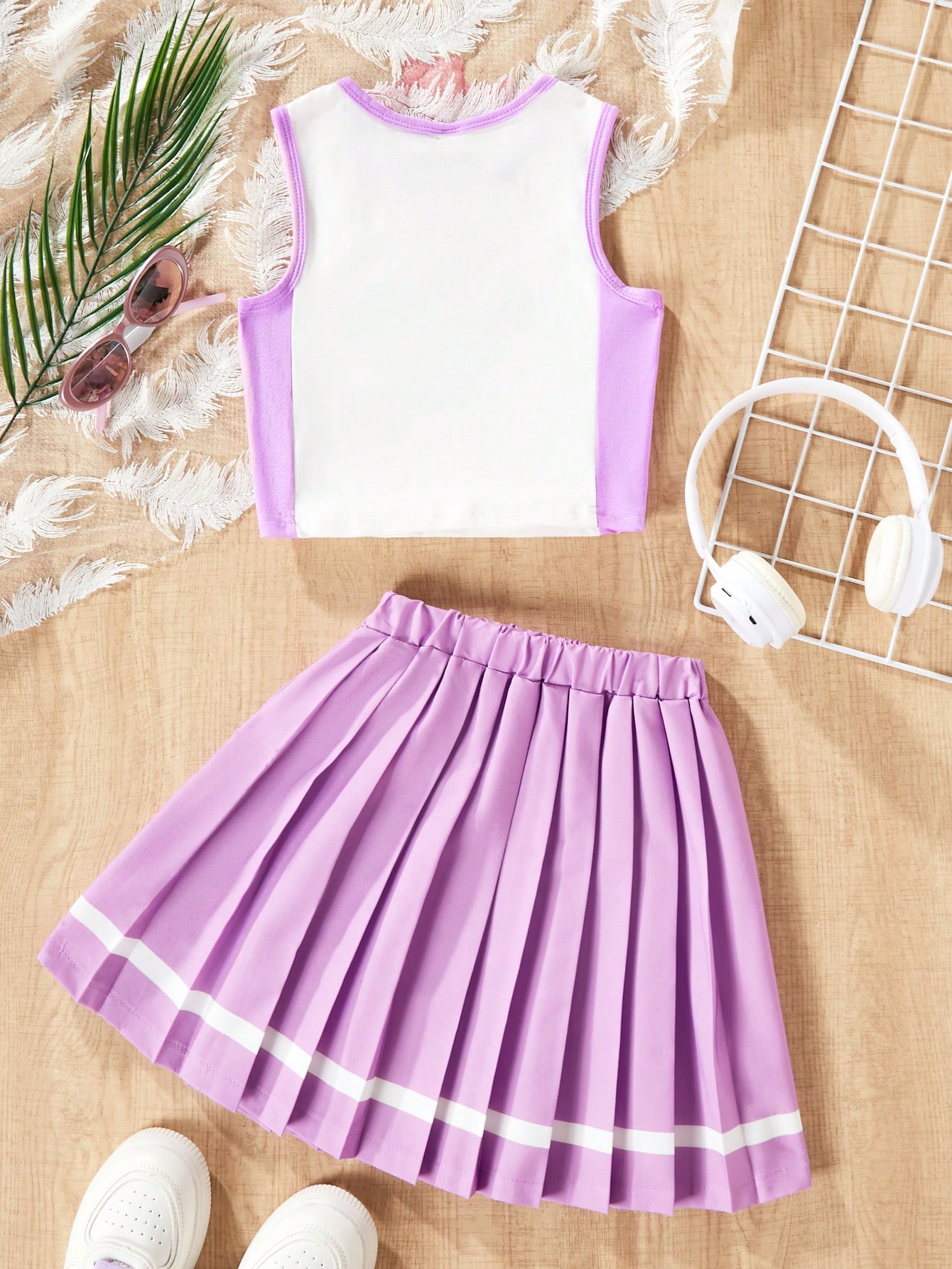 SHEIN Kids EVRYDAY Girls' Color Block Vest And Pleated Skirt Two Piece ...