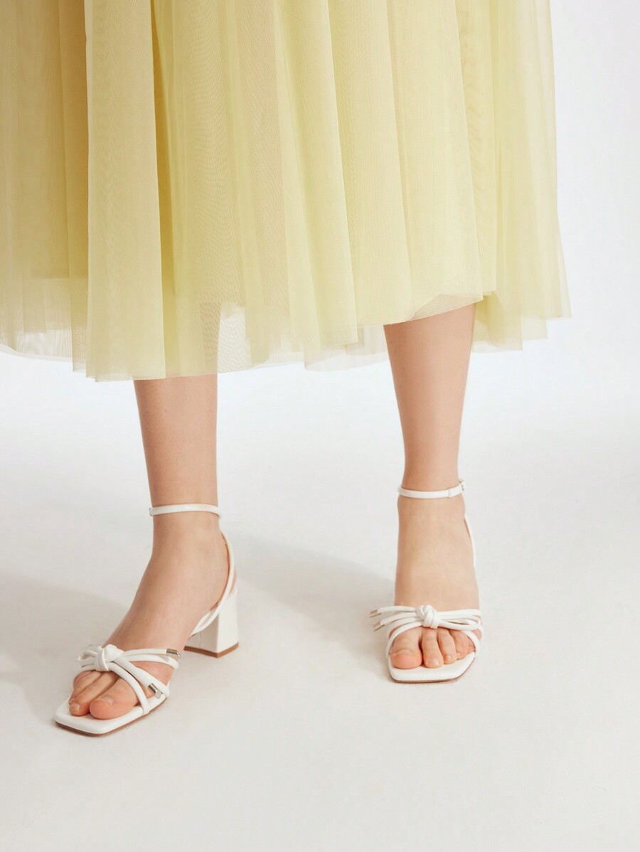 MOTF PREMIUM PRE SANDALS WOMEN SQUARE TOE CHUNKY HEELS BANDAGE KNOT ...