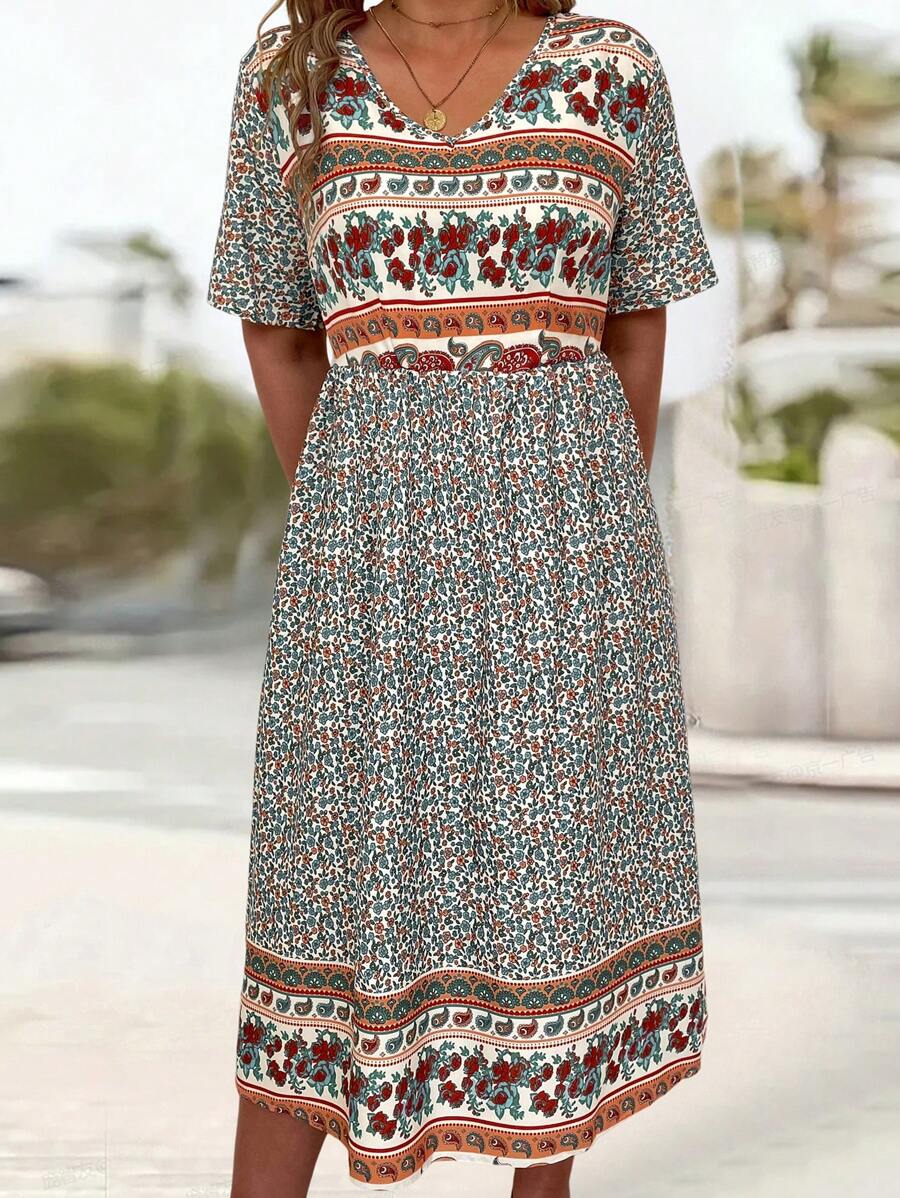 EMERY ROSE Plus Ditsy Floral Slant Pocket Dress | SHEIN USA