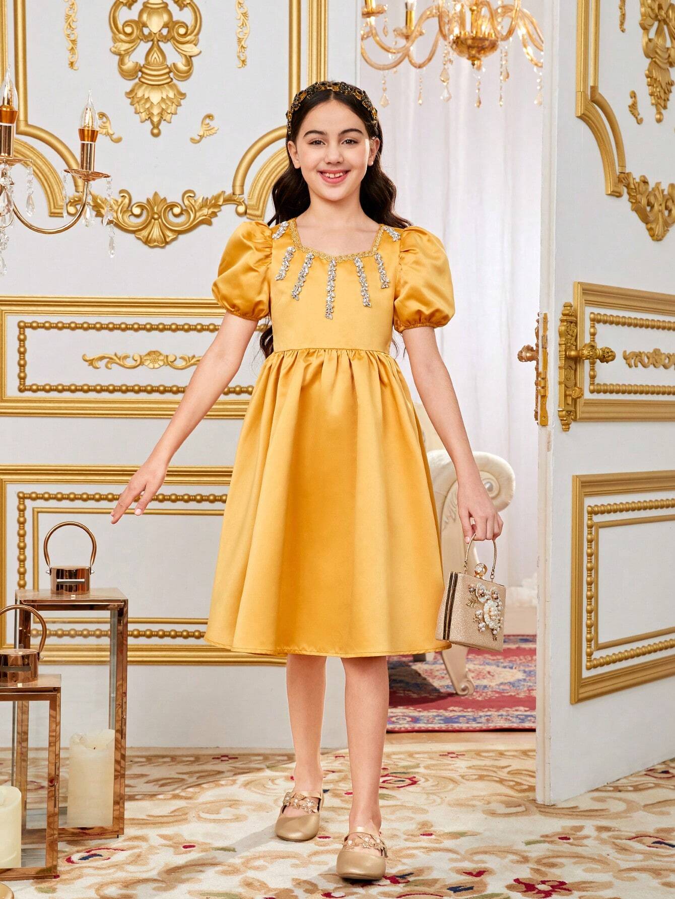 SHEIN Tween Girl Sibling Outfits Sparkling Chain Decor Crew Neck A-Line Short Sleeve Midi Dress ...