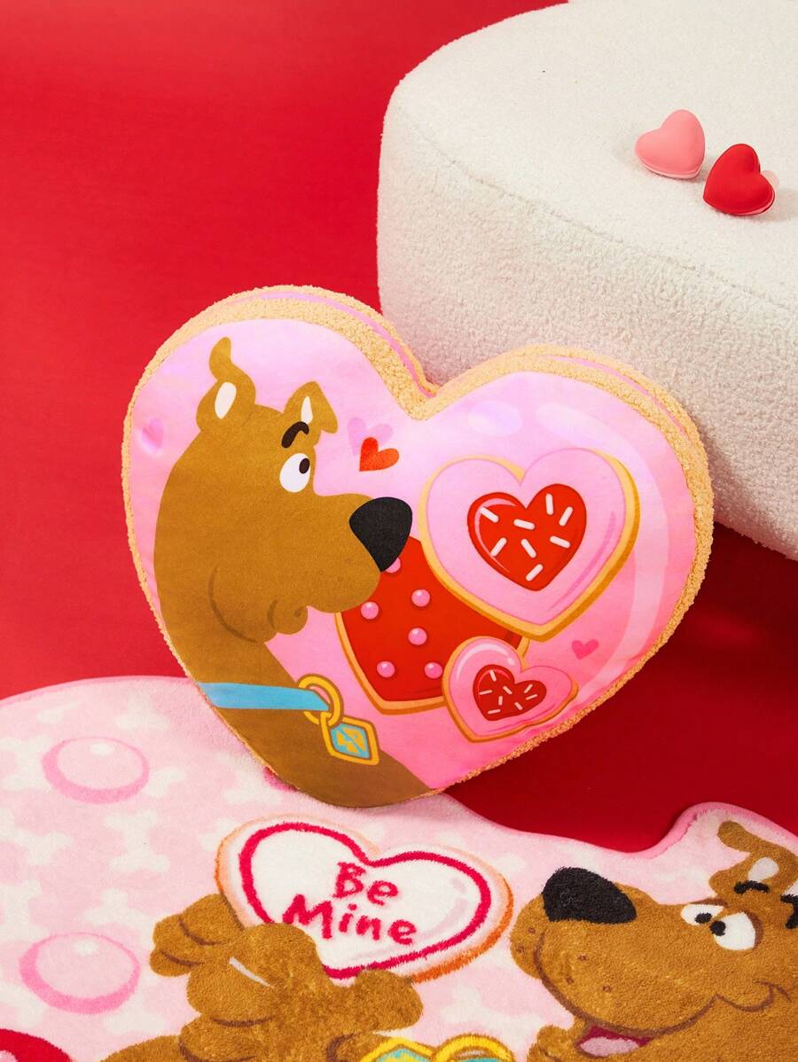 SCOOBY-DOO X SHEIN Pink Heart Shaped Plush Pillow | SHEIN USA