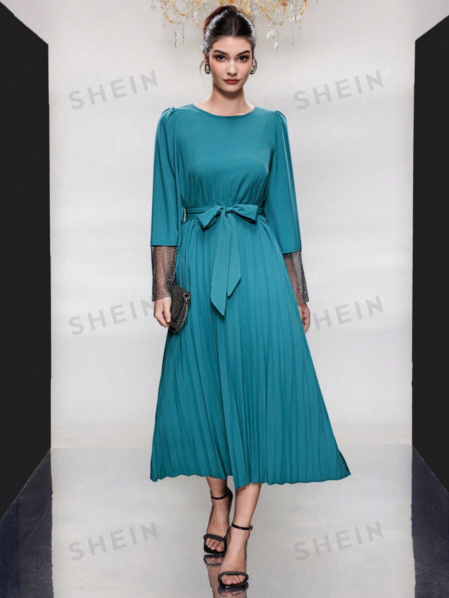 SHEIN Modely Women's Round Neck Long Sleeve Dress With Pleated Hem ...