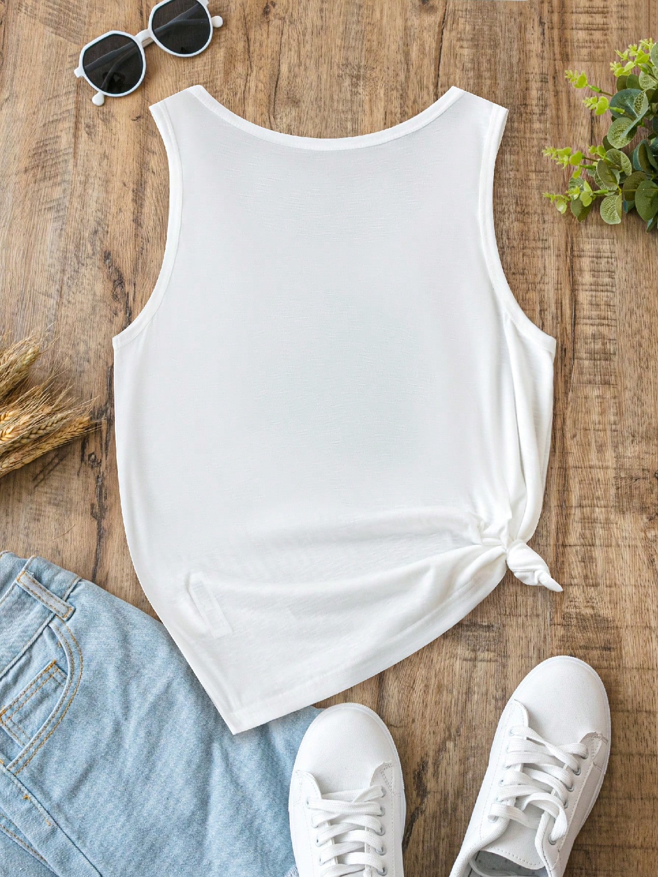 SHEIN LUNE Plus Size Green Clover St. Patrick's Day Easter Tank Top ...