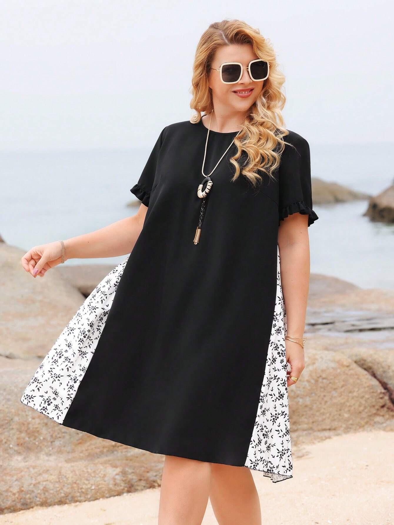 EMERY ROSE Plus Size Casual Dress With Small Floral Patchwork And ...