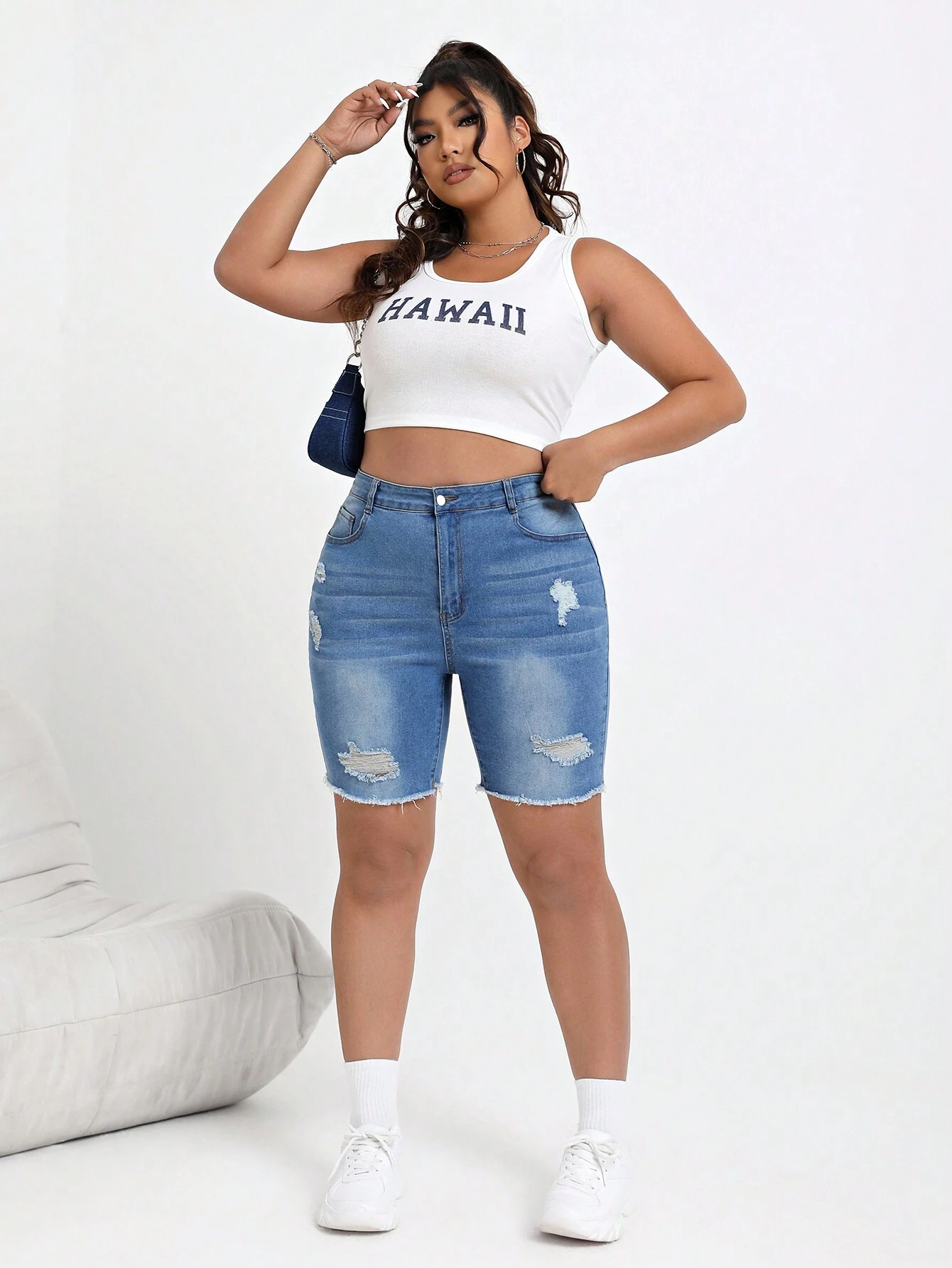 SHEIN EZwear Plus Size Distressed Wash Frayed Hem Denim Shorts | SHEIN USA