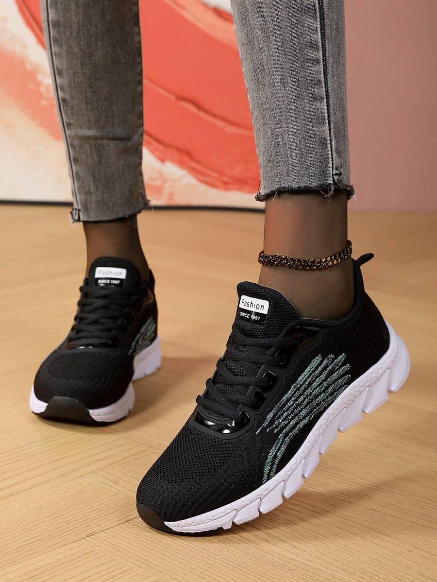 Women's Black Road Running Shoes With Pattern, Front-lace Trainers ...