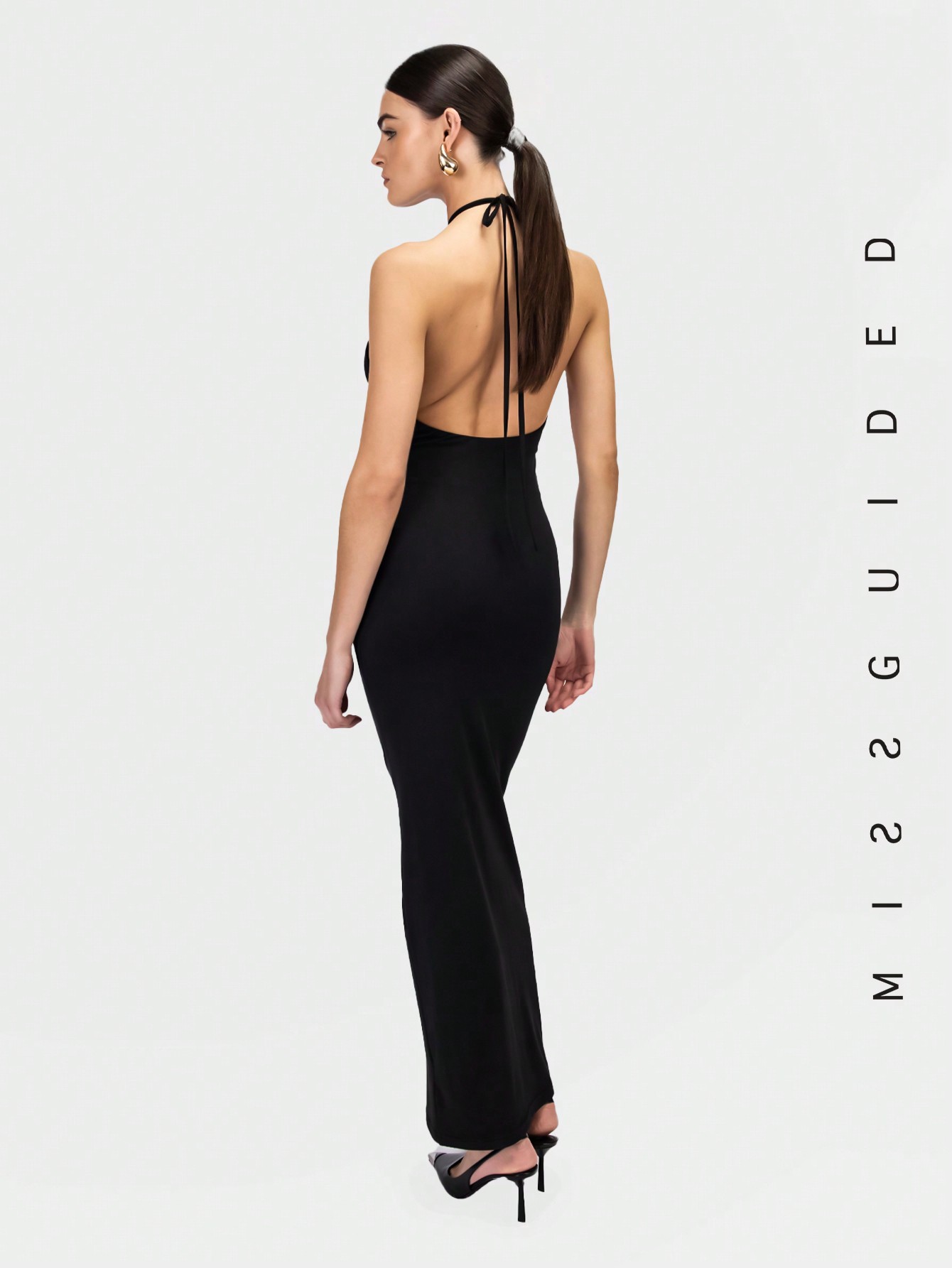 MISSGUIDED Halter Maxi Dress With Keyhole Front | SHEIN UK