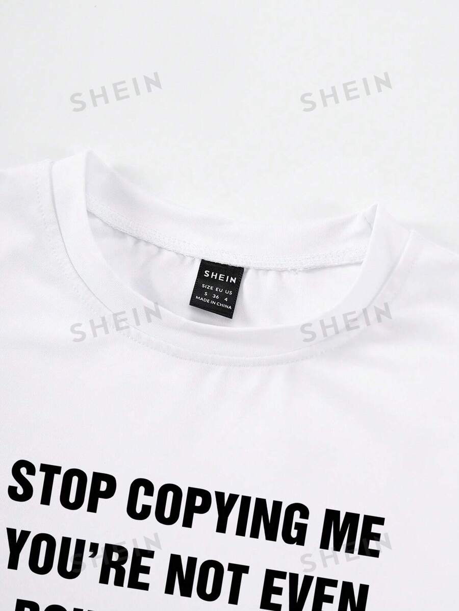 SHEIN EZwear T-shirt ajusté laissant le ventre nu avec impression de ...